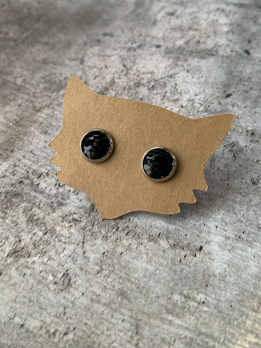 8mm Mermaid Black – Fiddle & Fox Co